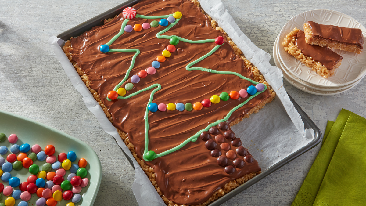 Karo Foodservice - Giant Christmas Tree Scotcheroo